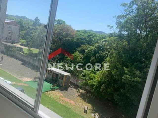 Apartamento em Avenida Juca Batista Cavalhada Porto Alegre/RS