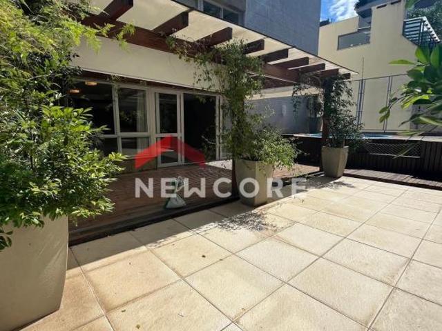 Apartamento em Avenida Luiz Manoel Gonzaga Três Figueiras Porto Alegre/RS