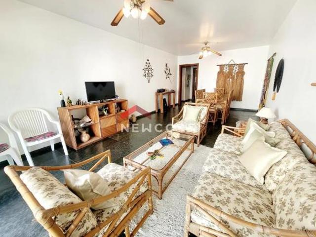Apartamento em Avenida Leomil Barra Funda Guarujá/SP