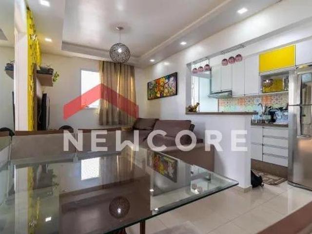 Apartamento em Avenida Padre Gregório Mafra Vila Taquari São Paulo/SP