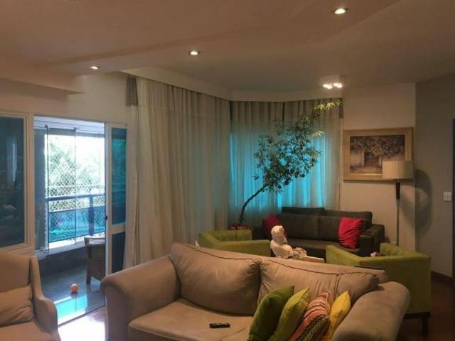 Apartamento em Avenida Paes de Barros Mooca São Paulo/SP