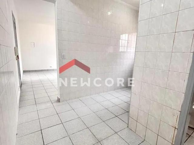 Apartamento em Avenida Paris Boqueirão Praia Grande/SP