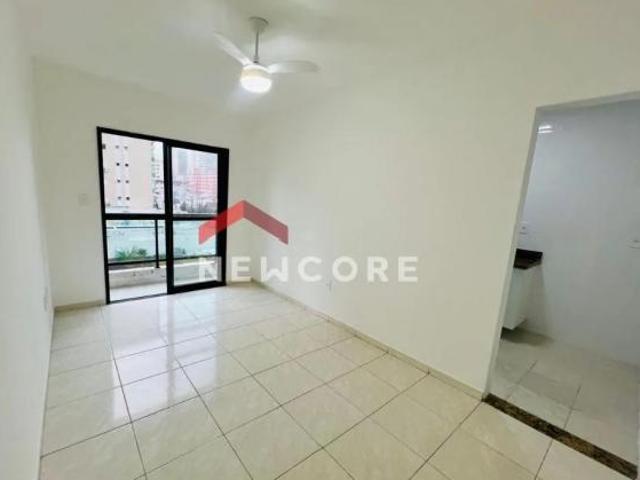 Apartamento em Avenida Paris Boqueirão Praia Grande/SP