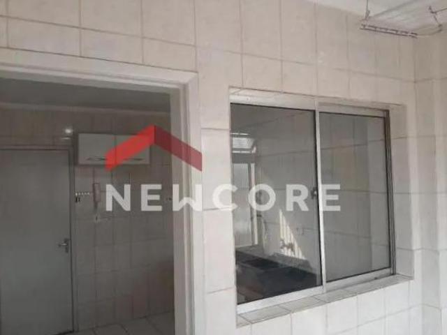 Apartamento em Avenida Pinheiro Cidade das Flores Osasco/SP