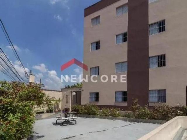 Apartamento em Avenida Pinheiro Cidade das Flores Osasco/SP
