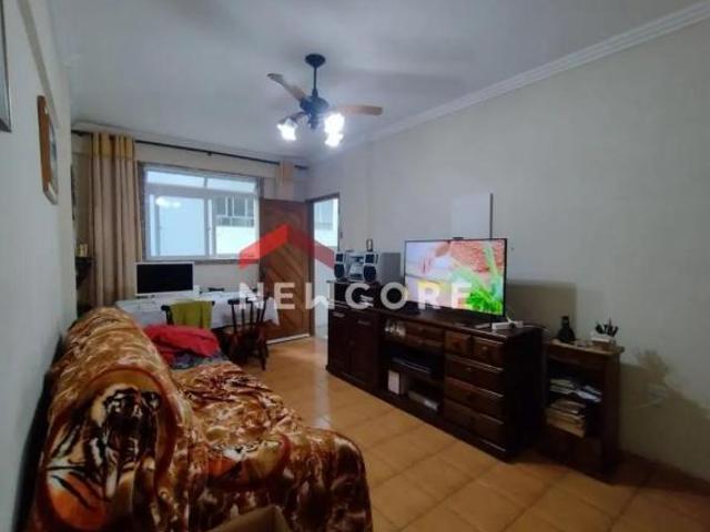 Apartamento em Avenida Presidente Wilson Gonzaga Santos/SP
