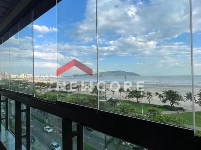 Apartamento em Avenida Presidente Wilson Gonzaga Santos/SP
