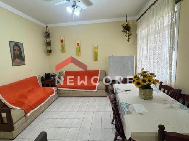 Apartamento em Avenida Presidente Wilson José Menino Santos/SP