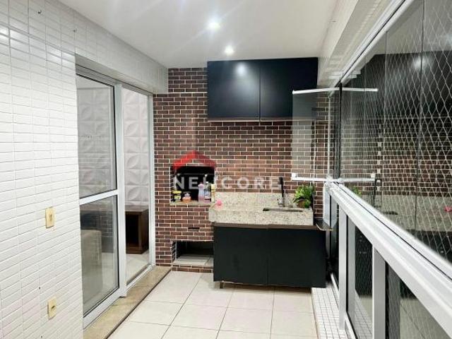 Apartamento em Avenida Presidente Wilson José Menino Santos/SP