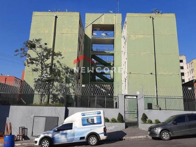 Apartamento em Avenida Presidente Tancredo de Almeida Neves Conjunto Habitacional Presidente Caste