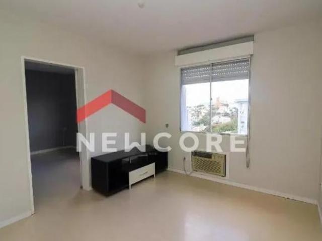 Apartamento em Avenida Professor Oscar Pereira Azenha Porto Alegre/RS