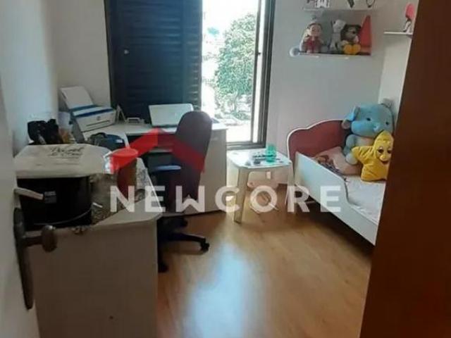 Apartamento em Avenida Ramalho Ortigão Vila Gumercindo São Paulo/SP