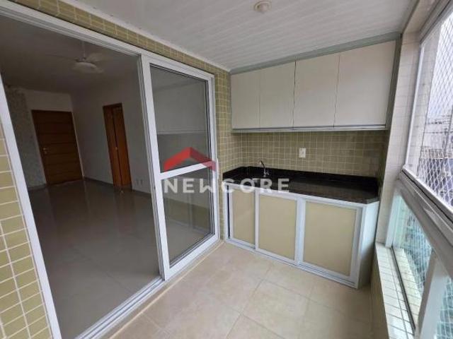 Apartamento em Avenida Rio Branco Canto do Forte Praia Grande/SP
