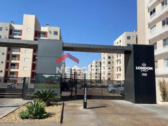 Apartamento em Avenida Rosalvo Marques Bonfim Jardim Maria Celina Londrina/PR