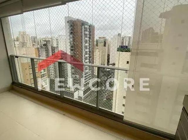 Apartamento em Avenida Rouxinol Indianópolis São Paulo/SP