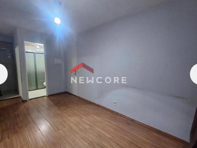 Apartamento em Avenida Sara Zirlis Vila Lutécia Santo André/SP