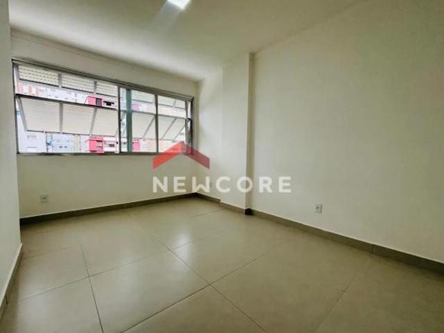 Apartamento em Avenida Senador Pinheiro Machado Pompéia Santos/SP