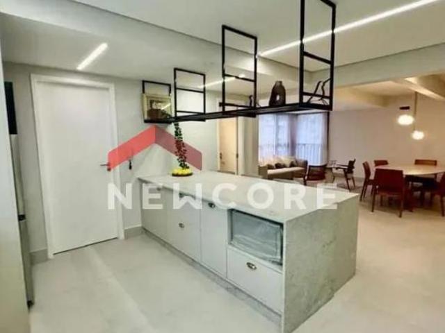 Apartamento em Avenida Siqueira Campos Boqueirão Santos/SP