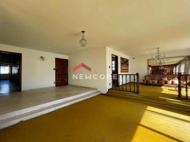 Apartamento em Avenida Washington Luís Boqueirão Santos/SP
