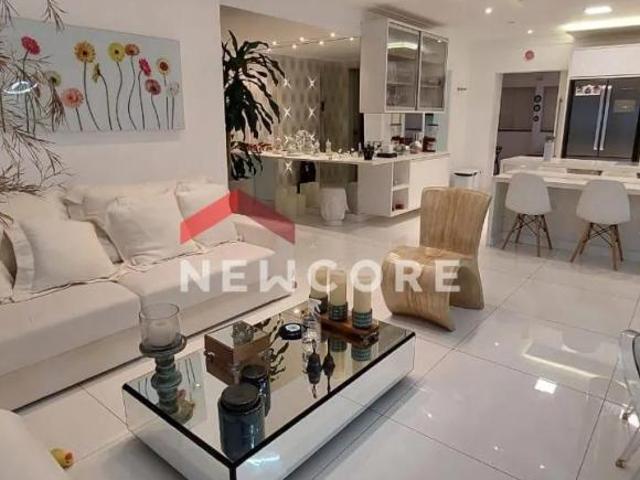 Apartamento em Avenida Washington Luís Gonzaga Santos/SP