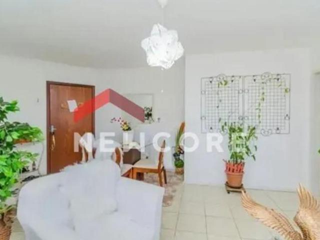 Apartamento em Avenida Wenceslau Escobar Cristal Porto Alegre/RS
