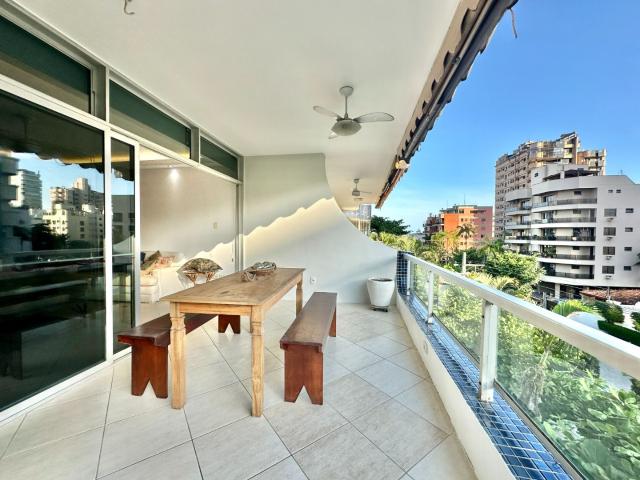 Apartamento em Balneário Guarujá, Guarujá/SP de 110m² 3 quartos à venda por R$ 499.000,00
