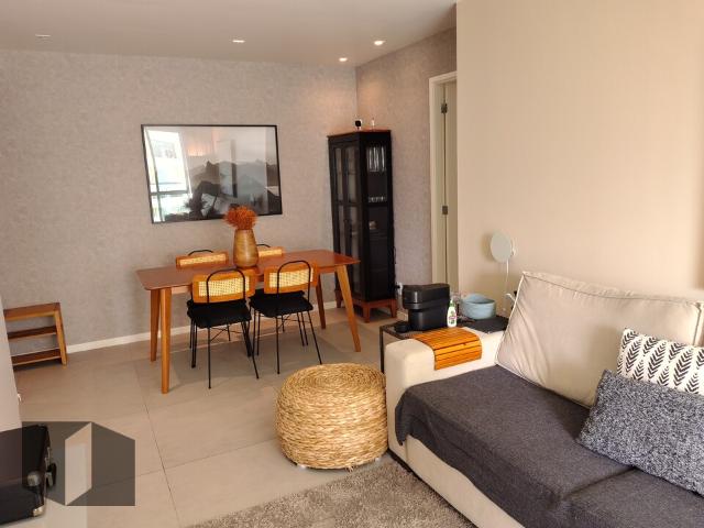 Apartamento em Barra da Tijuca, Rio de Janeiro/RJ de 73m² 2 quartos para locação R$ 5.900,00/mes