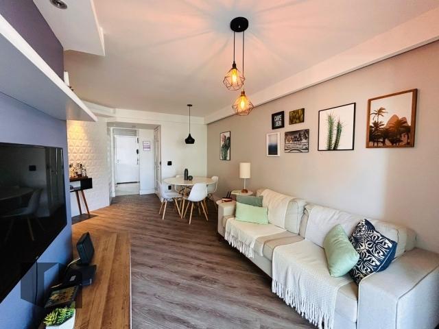 Apartamento em Barra da Tijuca, Rio de Janeiro/RJ de 74m² 2 quartos para locação R$ 5.500,00/mes