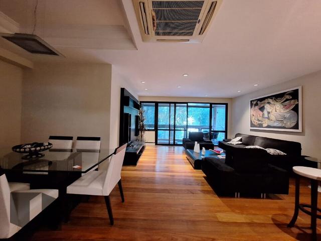 Apartamento em Barra da Tijuca, Rio de Janeiro/RJ de 203m² 4 quartos à venda por R$ 2.099.900,00