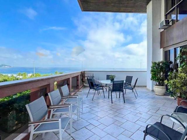 Apartamento em Barra da Tijuca, Rio de Janeiro/RJ de 304m² 4 quartos à venda por R$ 3.949.000,00