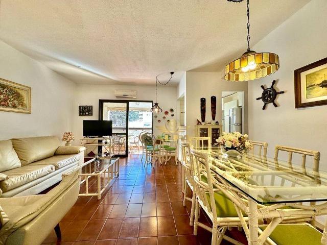 Apartamento em Barra Funda, Guarujá/SP de 130m² 3 quartos à venda por R$ 449.000,00
