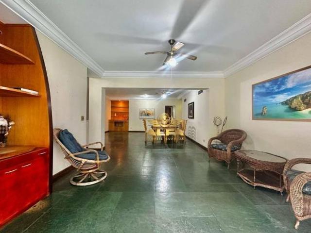 Apartamento em Barra Funda, Guarujá/SP de 187m² 3 quartos à venda por R$ 1.100.000,00