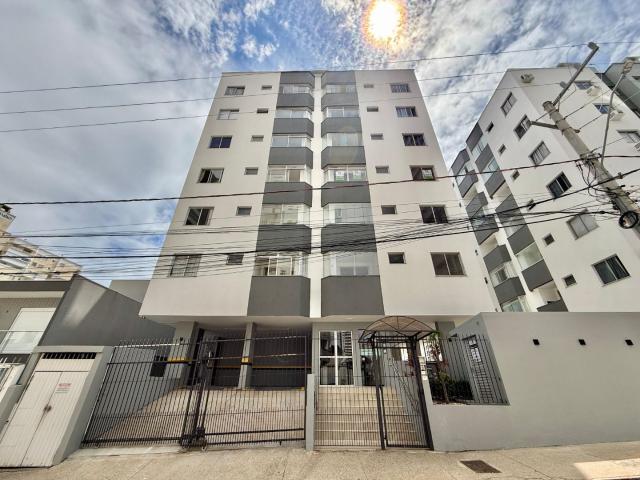 Apartamento em Barreiros, São José/SC de 73m² 2 quartos para locação R$ 2.300,00/mes