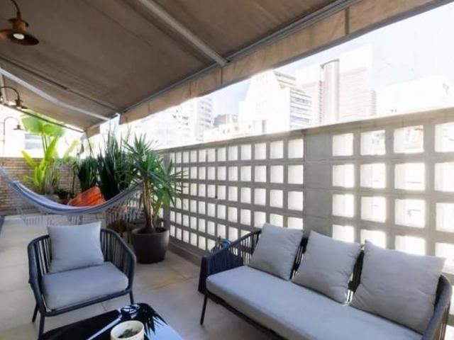 Apartamento em Bela Cintra, São Paulo
