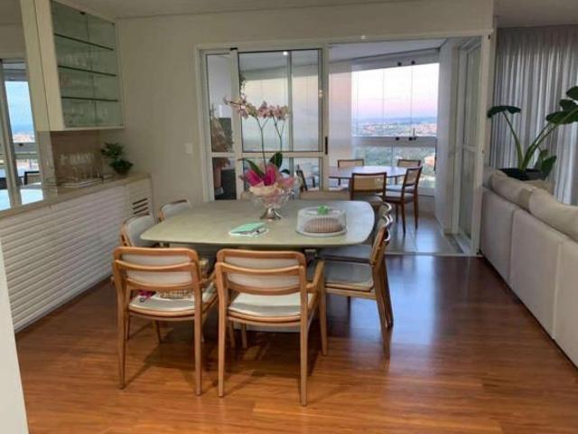 Apartamento em Bela Suiça, Londrina/PR de 156m² 3 quartos à venda por R$ 1.900.000,00