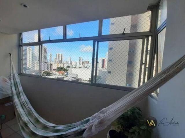 Apartamento em Boa Viagem com 4 quartos