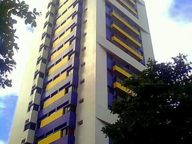 Apartamento em Boa Viagem, Recife/PE de 119m² 4 quartos à venda por R$ 649.000,00