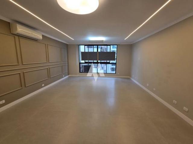 Apartamento em Boqueirão, Santos/SP de 159m² 3 quartos à venda por R$ 1.899.000,00