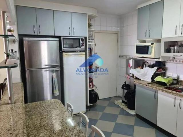 Apartamento em Bosque dos Eucaliptos, São José dos Campos/SP de 120m² 4 quartos à venda por R$ 850.0