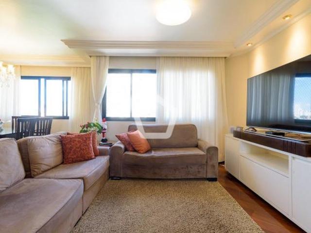 Apartamento em Bosque da Saúde