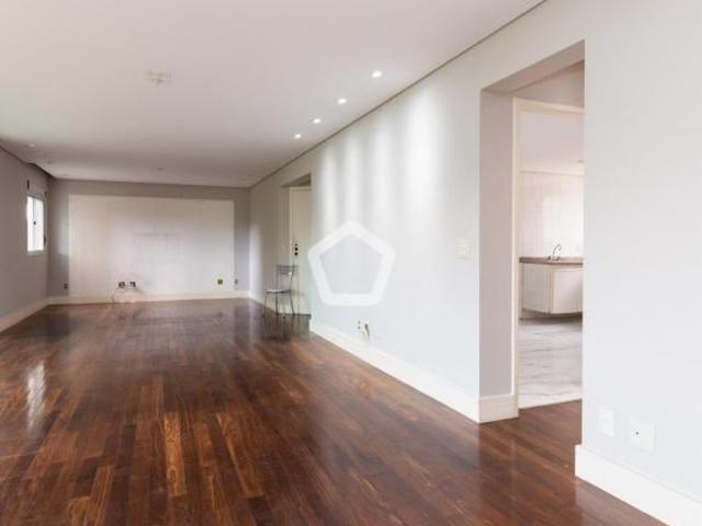 Apartamento em Brooklin