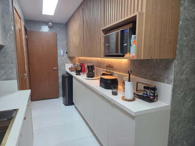 Apartamento em Camboinhas, Niterói/RJ de 128m² 3 quartos para locação R$ 8.500,00/mes