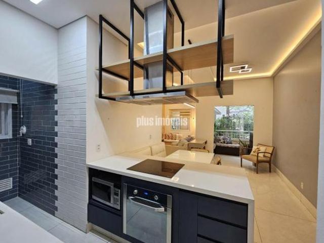 Apartamento em Cambuci com 65m²