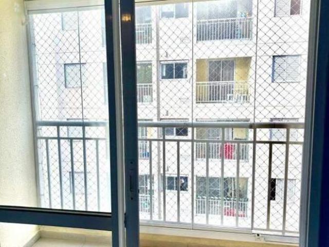 Apartamento em Cambuci com 69m²