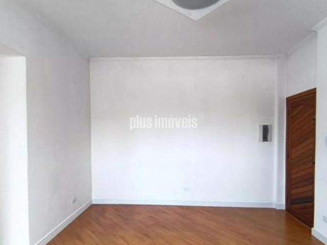 Apartamento em Cambuci com 72m²