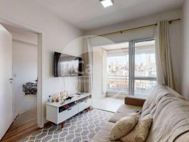 Apartamento em Cambuci