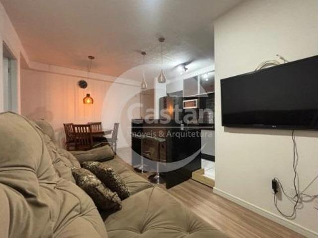 Apartamento em Cambuci