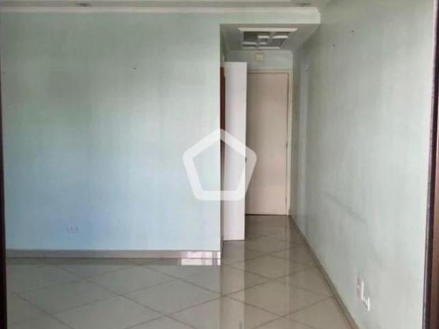 Apartamento em Cambuci