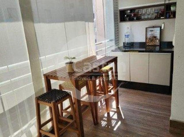 Apartamento em Cambuci
