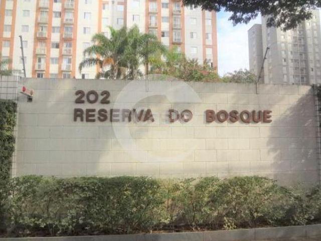Apartamento em Cambuci